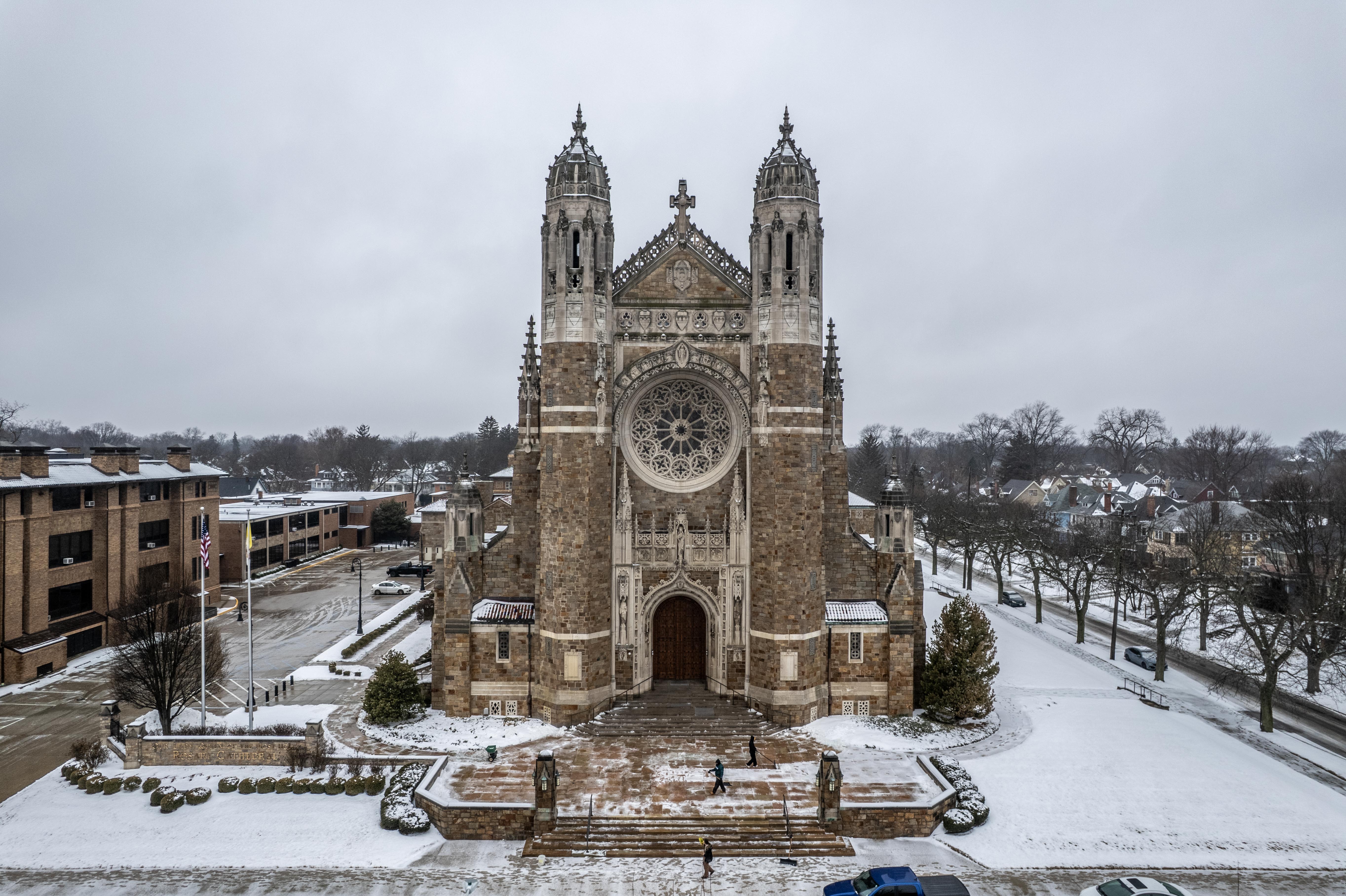 Rosary Cathedral (Toledo, Ohio) - Detroit Architecture Photos & History