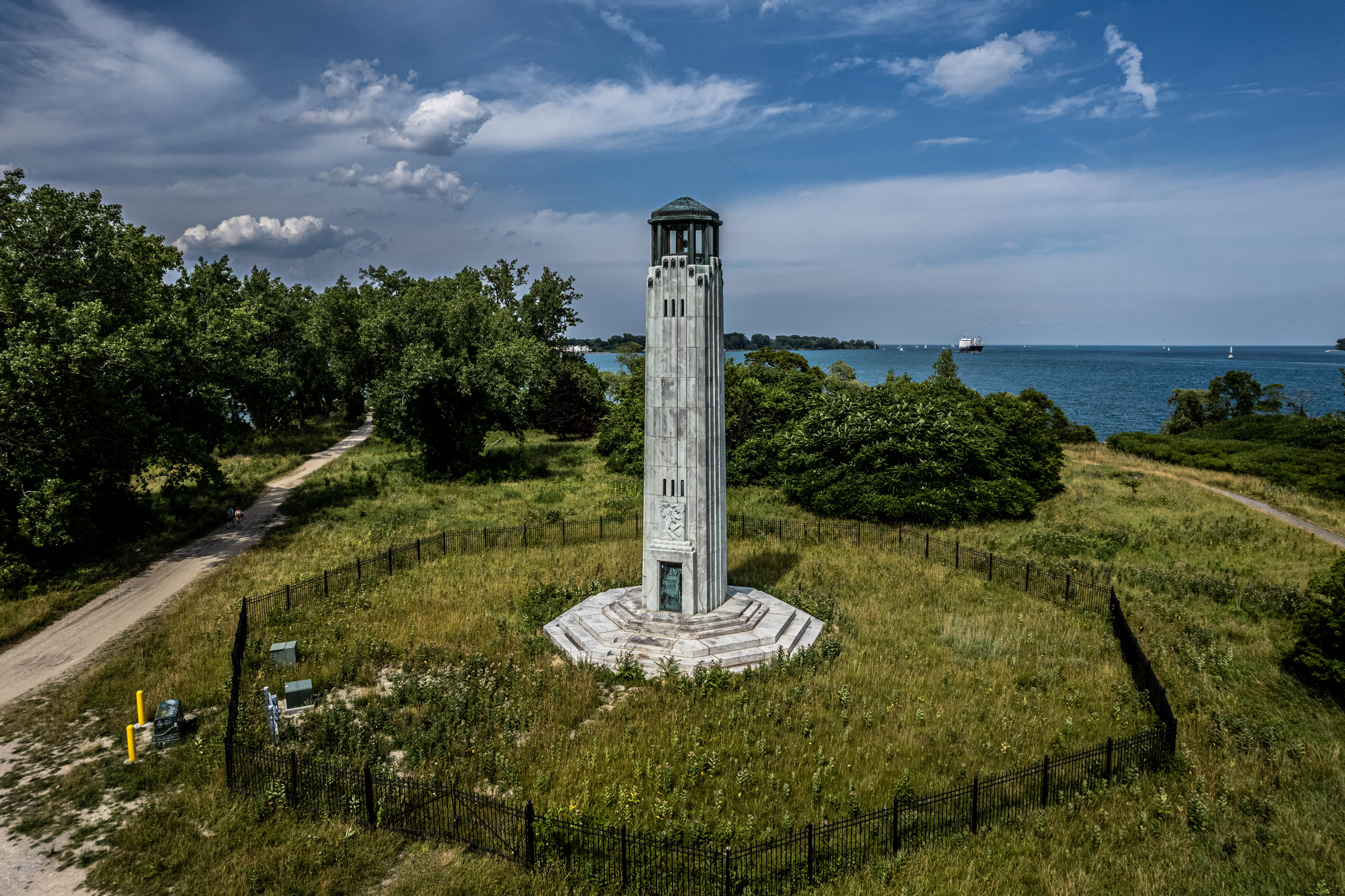 William Livingstone Memorial Lighthouse - Detroit Architecture Photos ...
