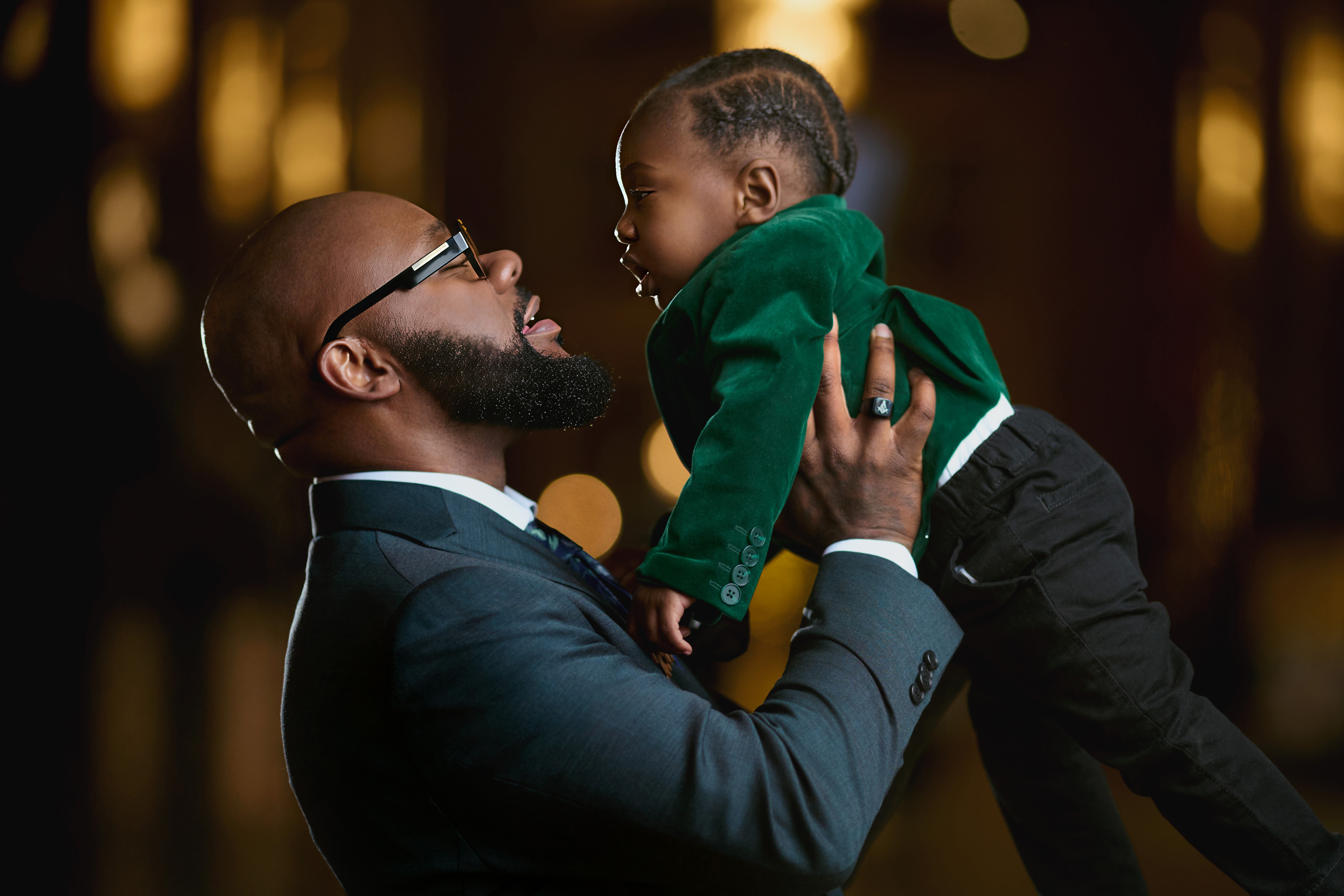 A family photo shoot at Detroit's Fisher Buidling - Detroit Photography ...